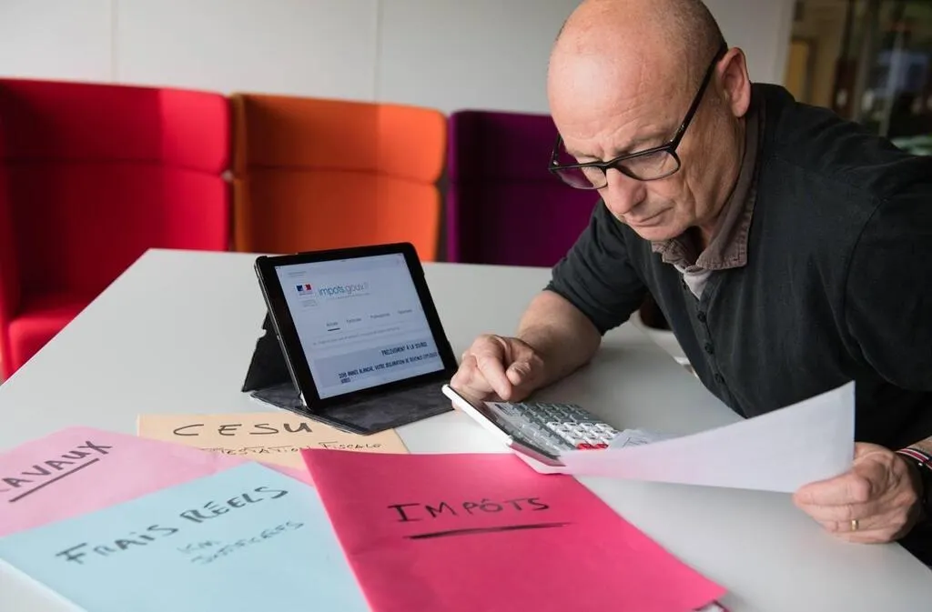 CARTE. Impôts 2025 : voici la date limite pour déclarer vos revenus, selon votre département ...