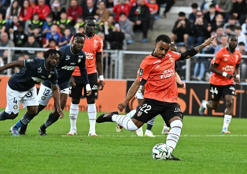 Ligue 2. Voici comment le FC Lorient construit sa réussite sur les coups de pied arrêtés . Sport ...