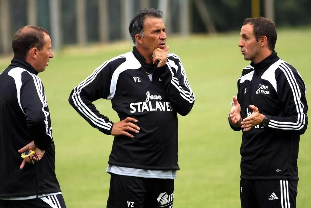 FC Lorient. « Un match particulier contre Guingamp » : Ronald Thomas ...