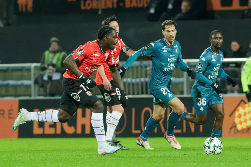EA Guingamp - FC Lorient. Makengo de retour, un groupe de 19 Lorientais pour le derby . Sport ...