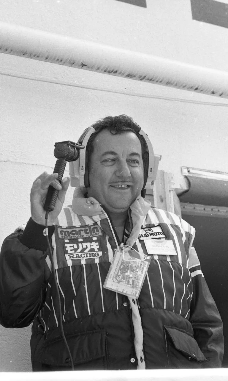 24 Heures Motos. En 1985, l’humoriste Coluche avait engagé une Yamaha ...