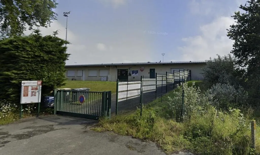 « Un garçon joyeux » : tristesse au club de foot de Guichen après la ...