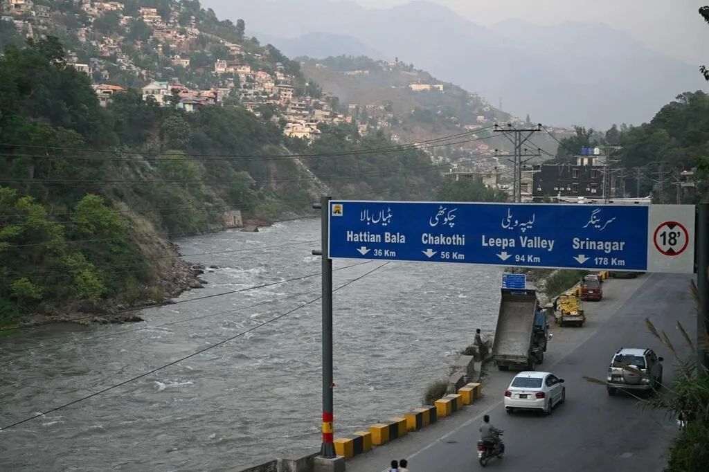 En conflit avec l’Inde, le Cachemire pakistanais appelle les habitants ...