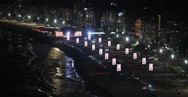 EN IMAGES. Lady Gaga électrise la plage de Copacabana à Rio pour un ...