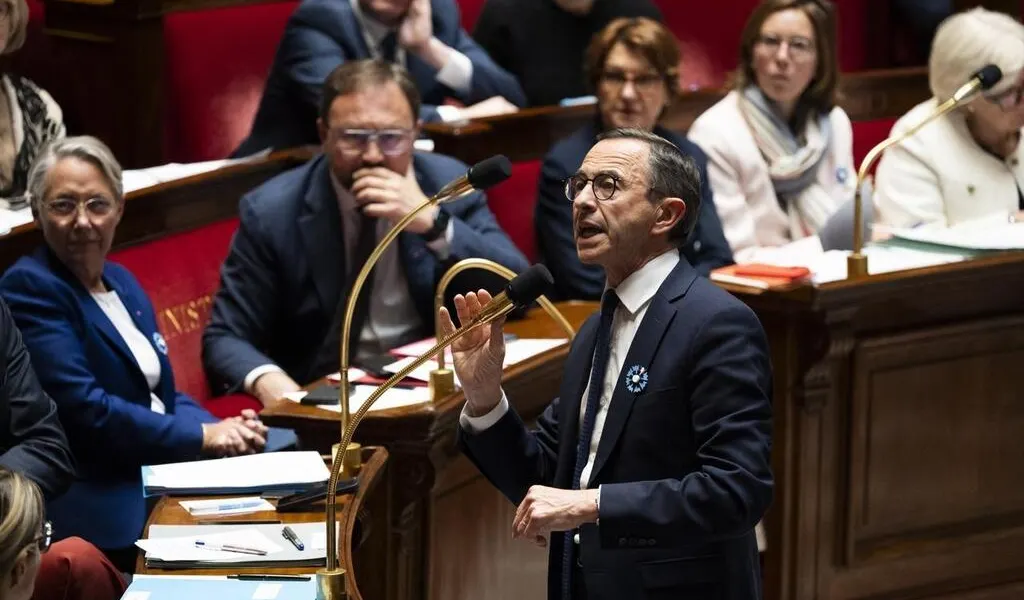 Aide à mourir : Bruno Retailleau juge le texte « profondément ...