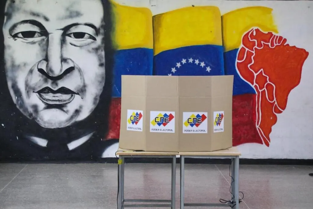 Venezuela : le parti de Nicolás Maduro remporte largement les élections ...
