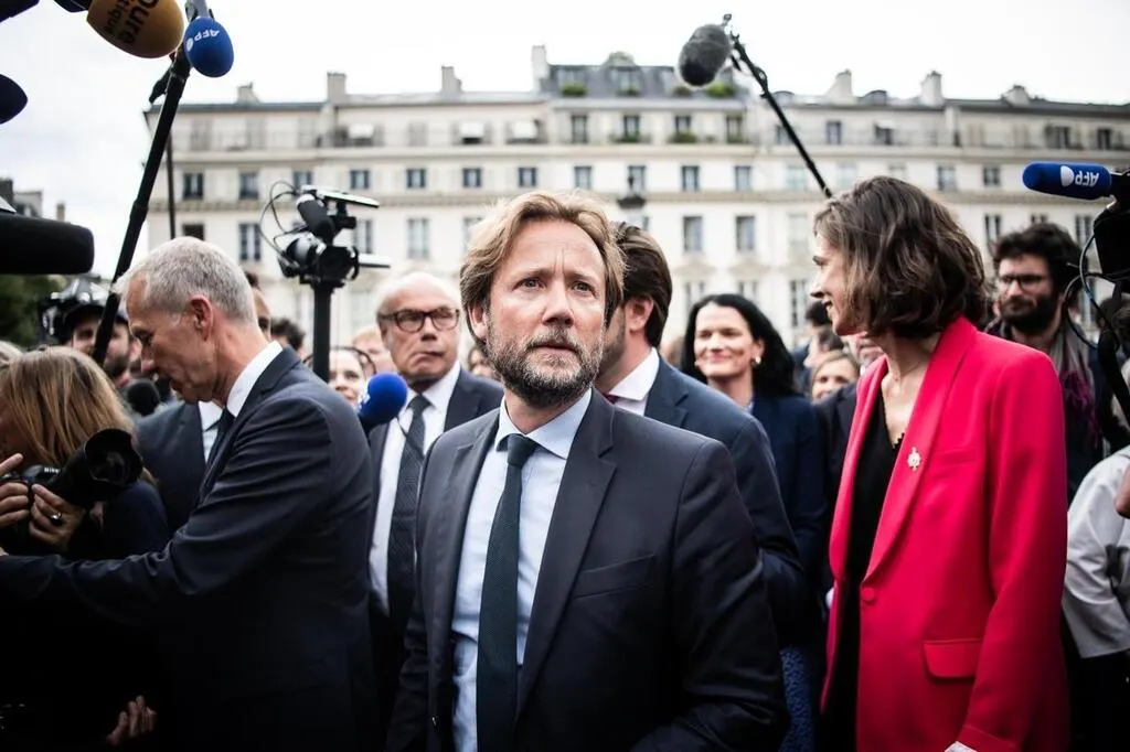 Congrès du PS : 3e du premier tour, Boris Vallaud ne donne pas de ...