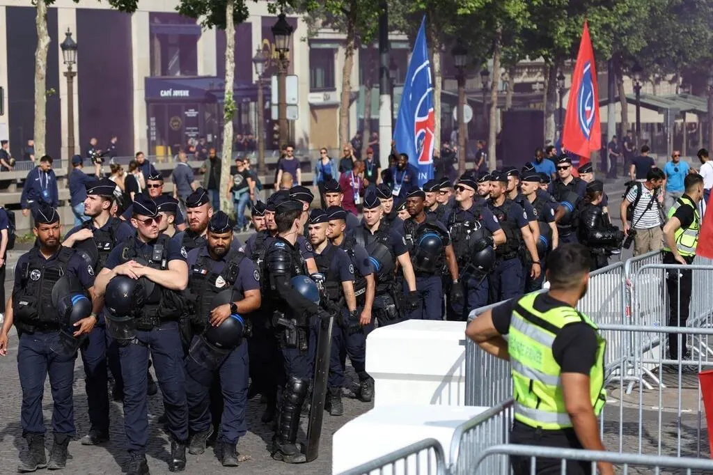 Violences après la victoire du PSG : La France insoumise réclame une ...