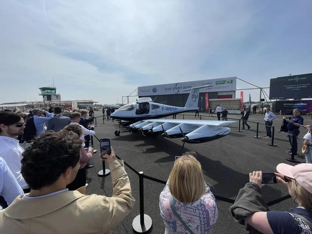 Un prototype de petit avion à hydrogène présenté en « première mondiale » au Mans - Saint-Malo ...