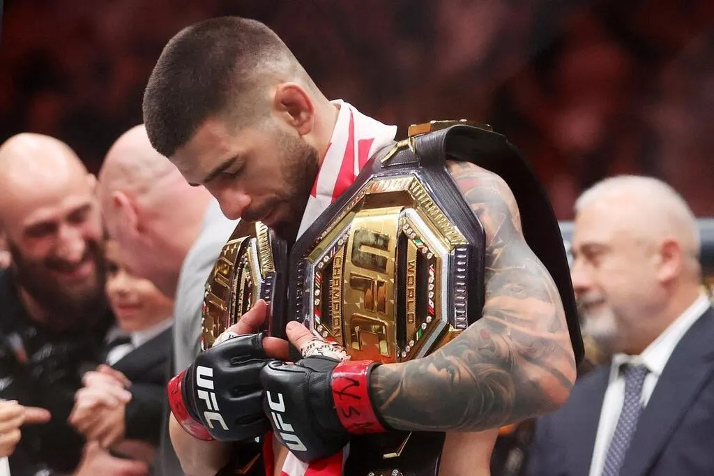 MMA. Ilia Topuria éteint Charles Oliveira, reste invaincu et devient ...