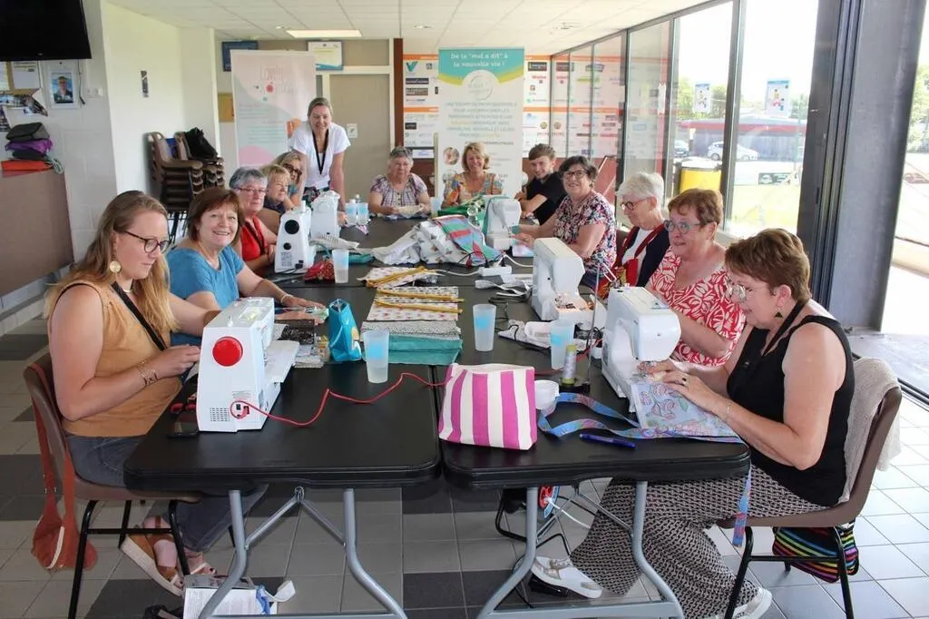 À Vigneux-de-Bretagne, Bulle magique 44 coud pour les femmes et les ...