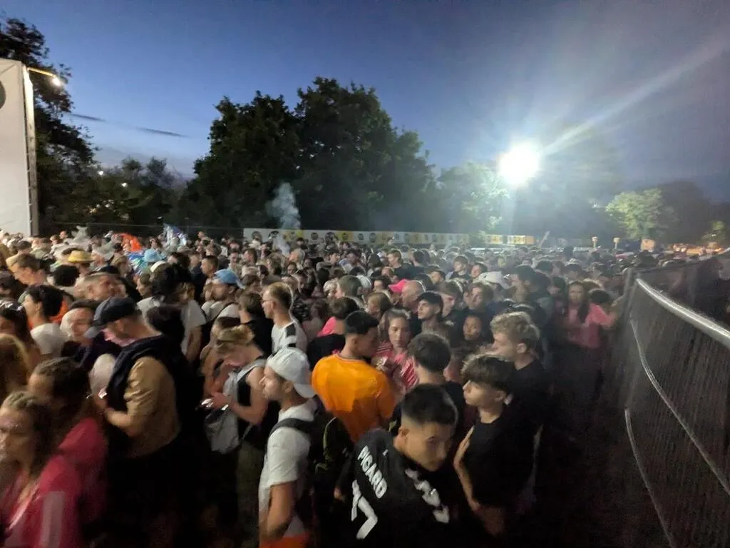 Adeiana barrientos xxx made a appointment alongside this