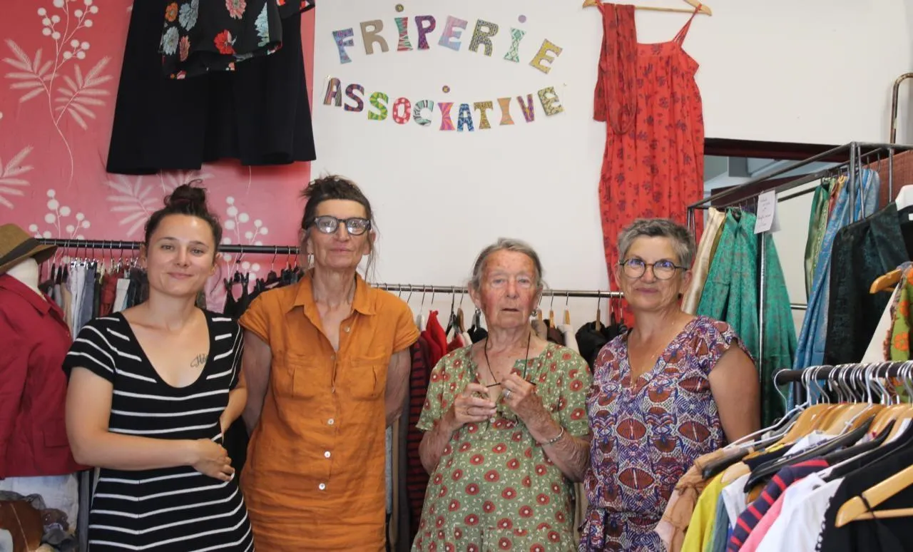 L'Épine. La Station de la plage ouvre une friperie solidaire - Les ...