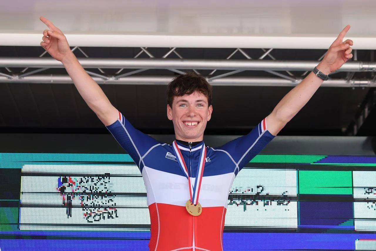 Cyclisme. « Je me suis accroché » : l’émotion d’Enzo Conan, sacré champion de France - Golfe de ...