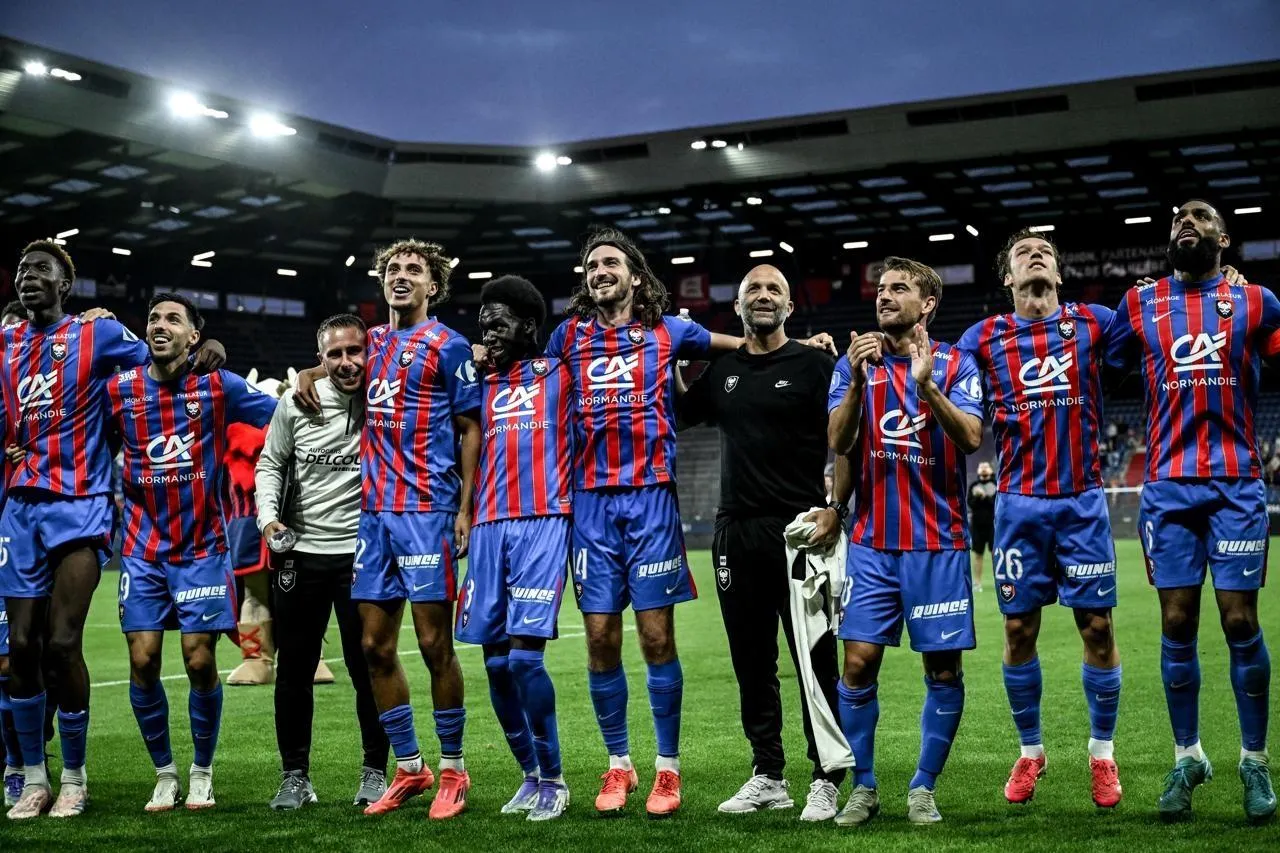 SM Caen. Neuf mois plus tard, la fête à la maison sans se soucier du ...