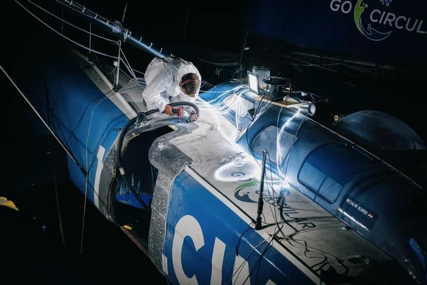 Ocean Race Europe. Holcim-PRB termine de panser ses plaies, et espère ...