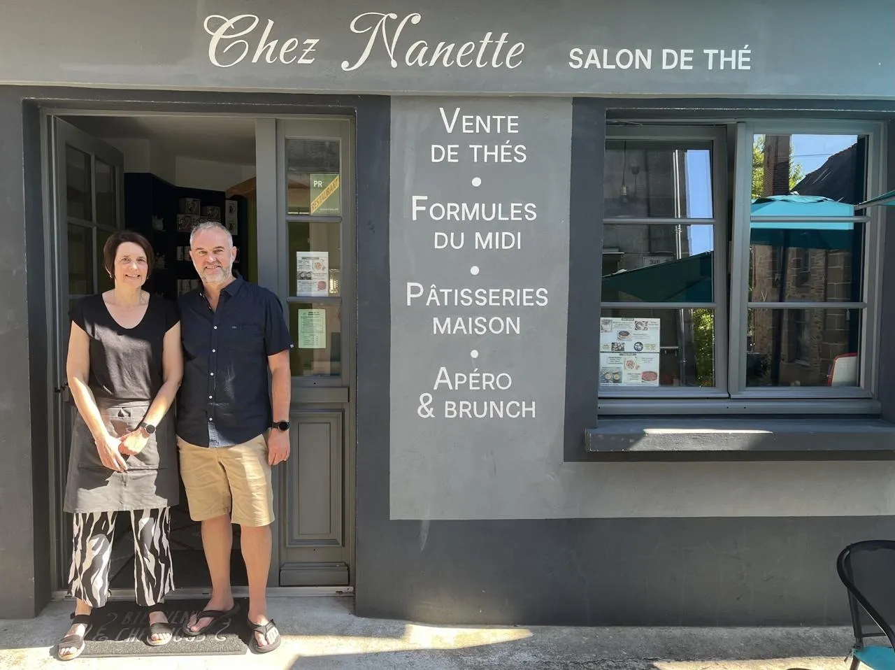 Après un licenciement économique, ils ouvrent un salon de thé dans ...