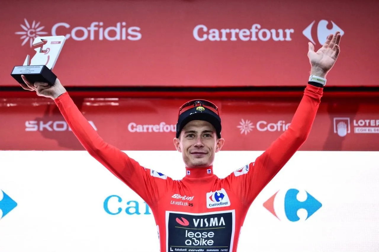 Vuelta 2025. Le classement général des coureurs et des équipes après la 2e étape . Sport - Brest ...