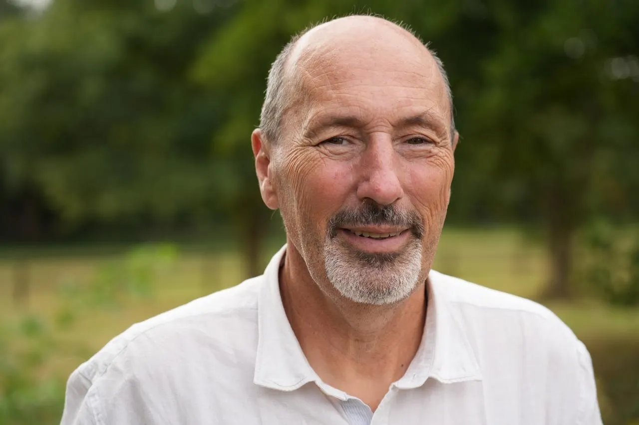 « On ne s’en remet jamais » : pris en otage pendant 104 jours, cet ...