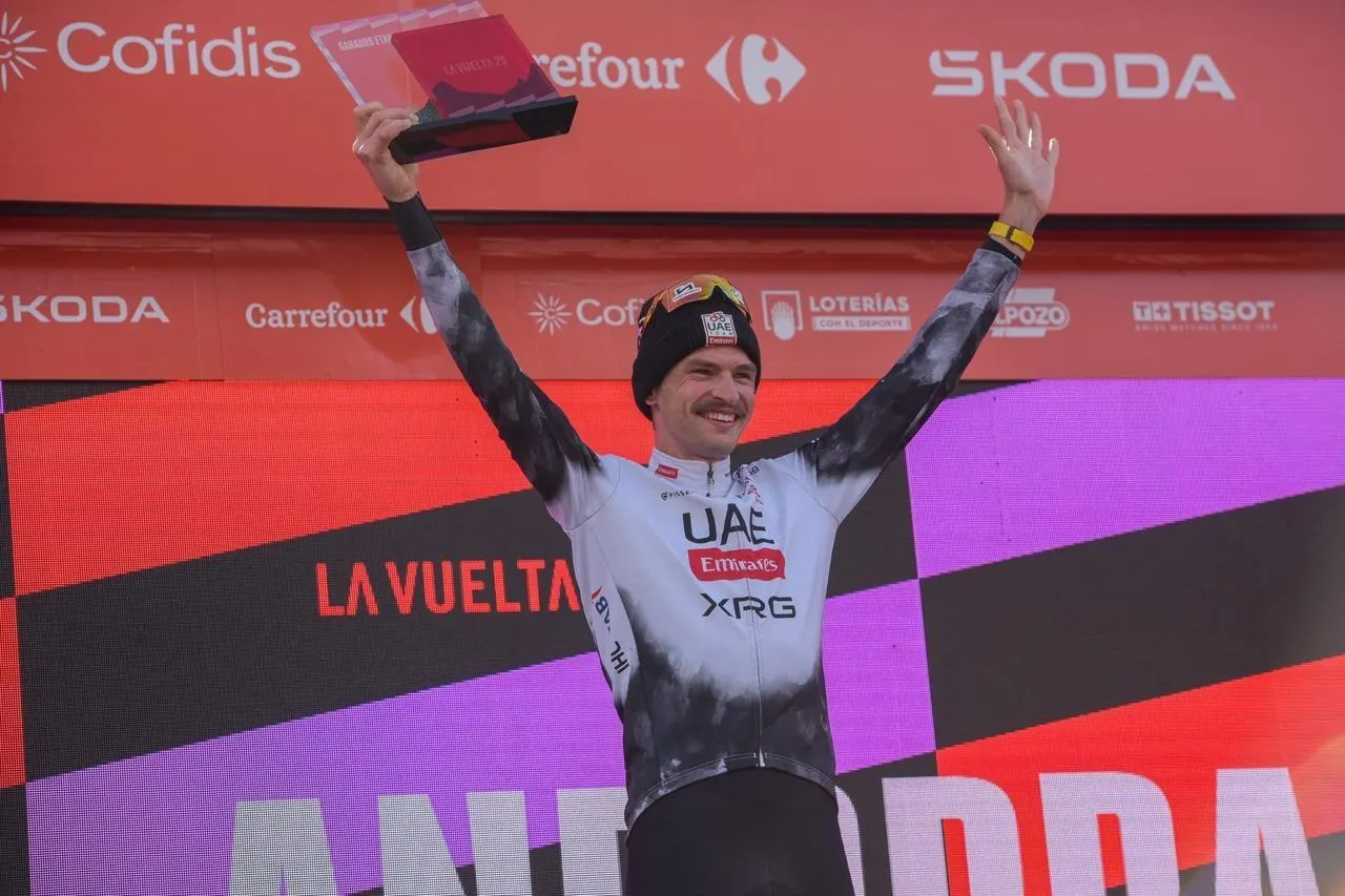 Vuelta. Le classement de la 10e étape remportée par Jay Vine . Sport ...