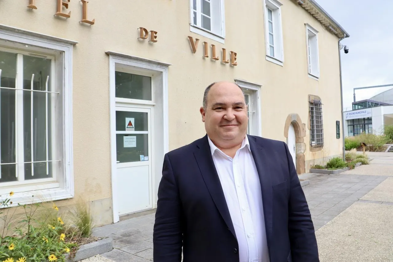 Municipales 2026 : le maire de Cesson-Sevigné, Jean-Pierre Savignac ...