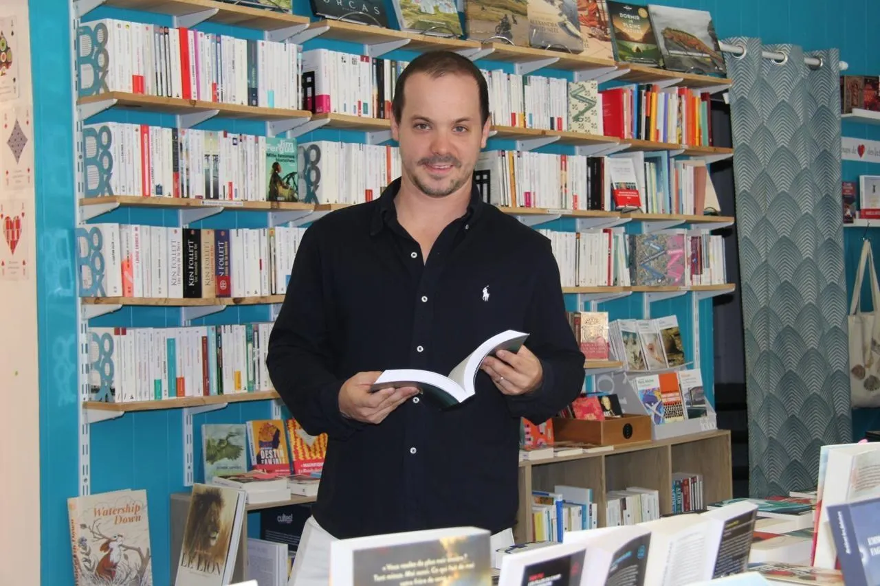 PORTRAIT. « Les réseaux donnent envie de lire aux gens » : ce Breton ...