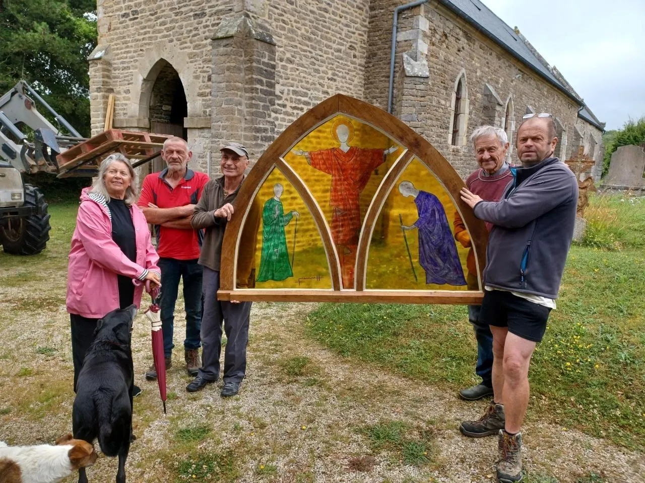 La solidarité a permis de restaurer un vitrail de l’église de Baubigny - Cherbourg.maville.com
