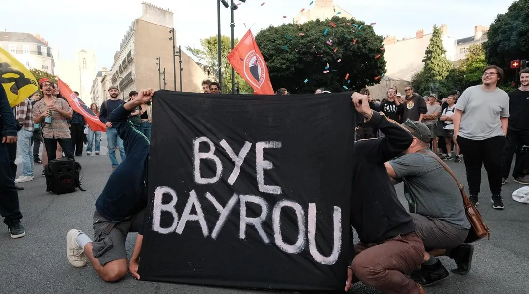 En Loire-Atlantique, des « Bye bye Bayrou » avant « d’entrer dans le ...