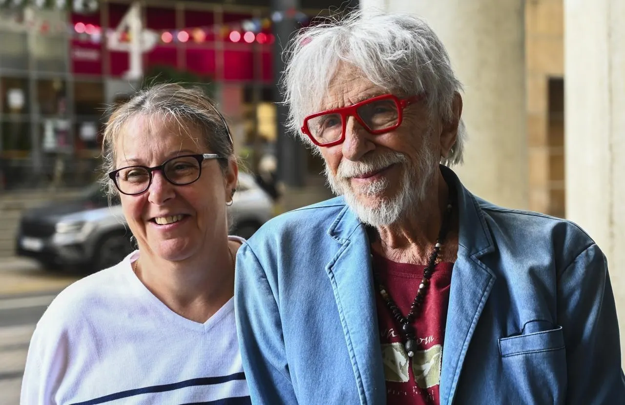 Annoncé très malade, Pierre Richard réagit : « L’humour est la ...