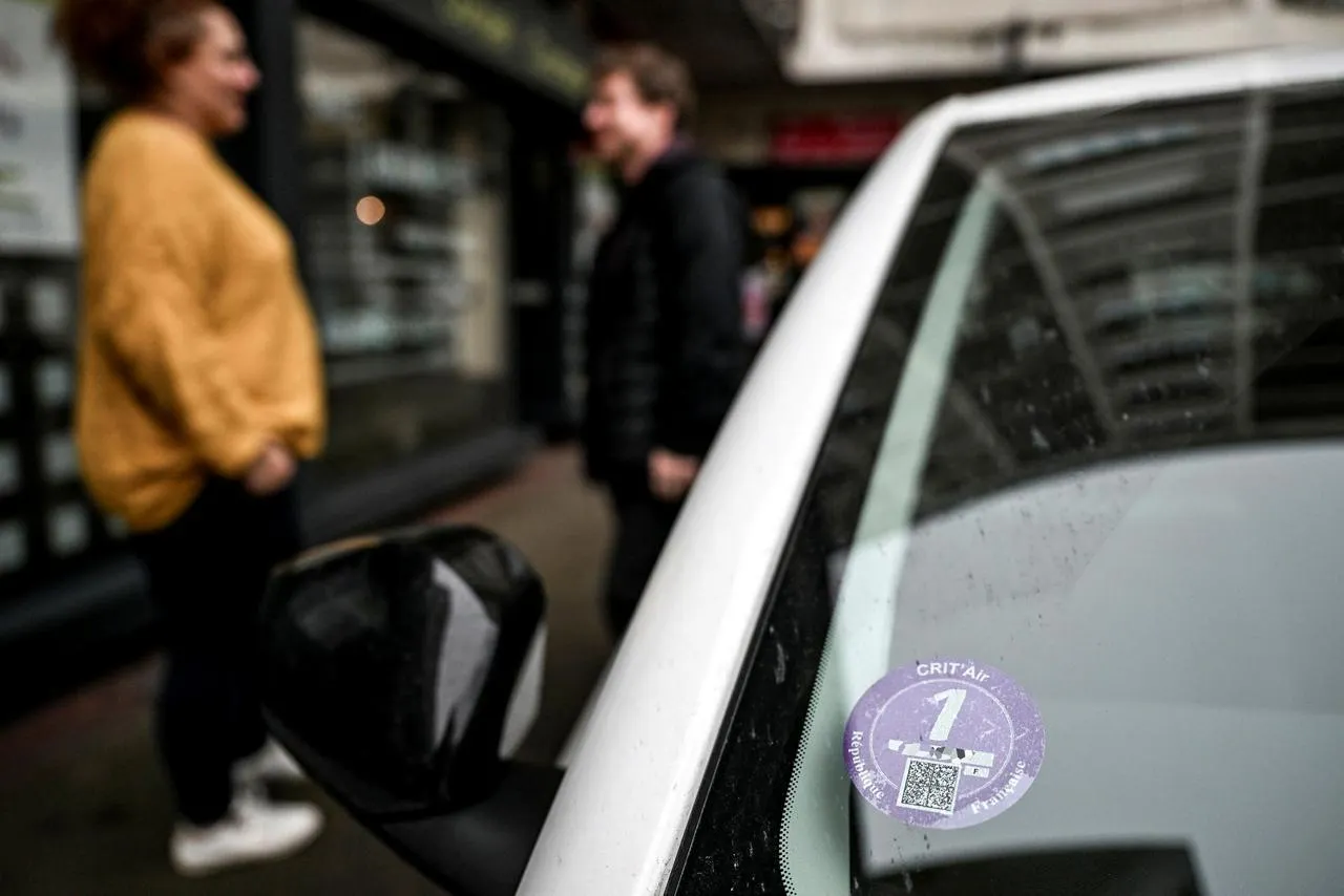 Zones à faibles émissions : la vignette Crit’Air est-elle toujours ...