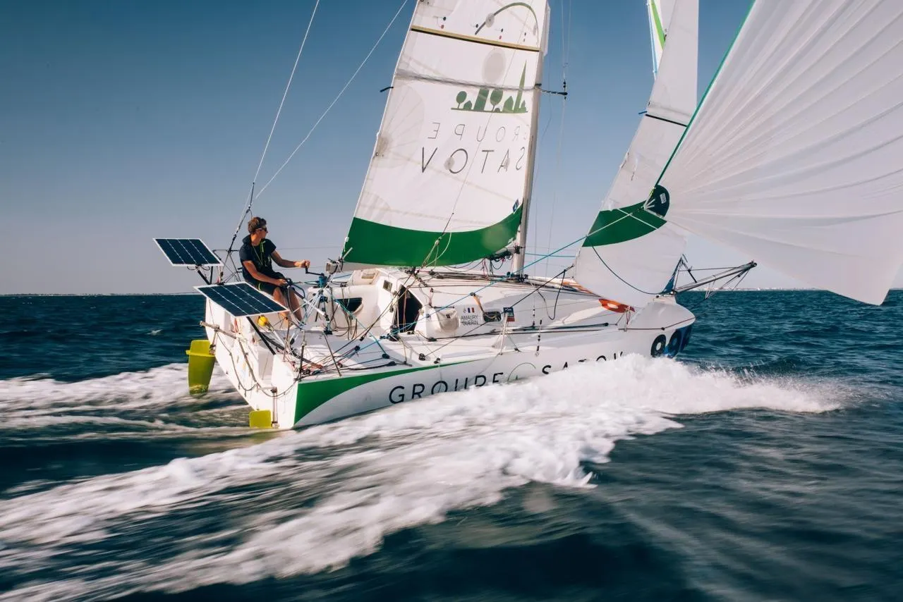 Mini Transat. Apprendre à maîtriser « ses émotions » à l’école du grand ...