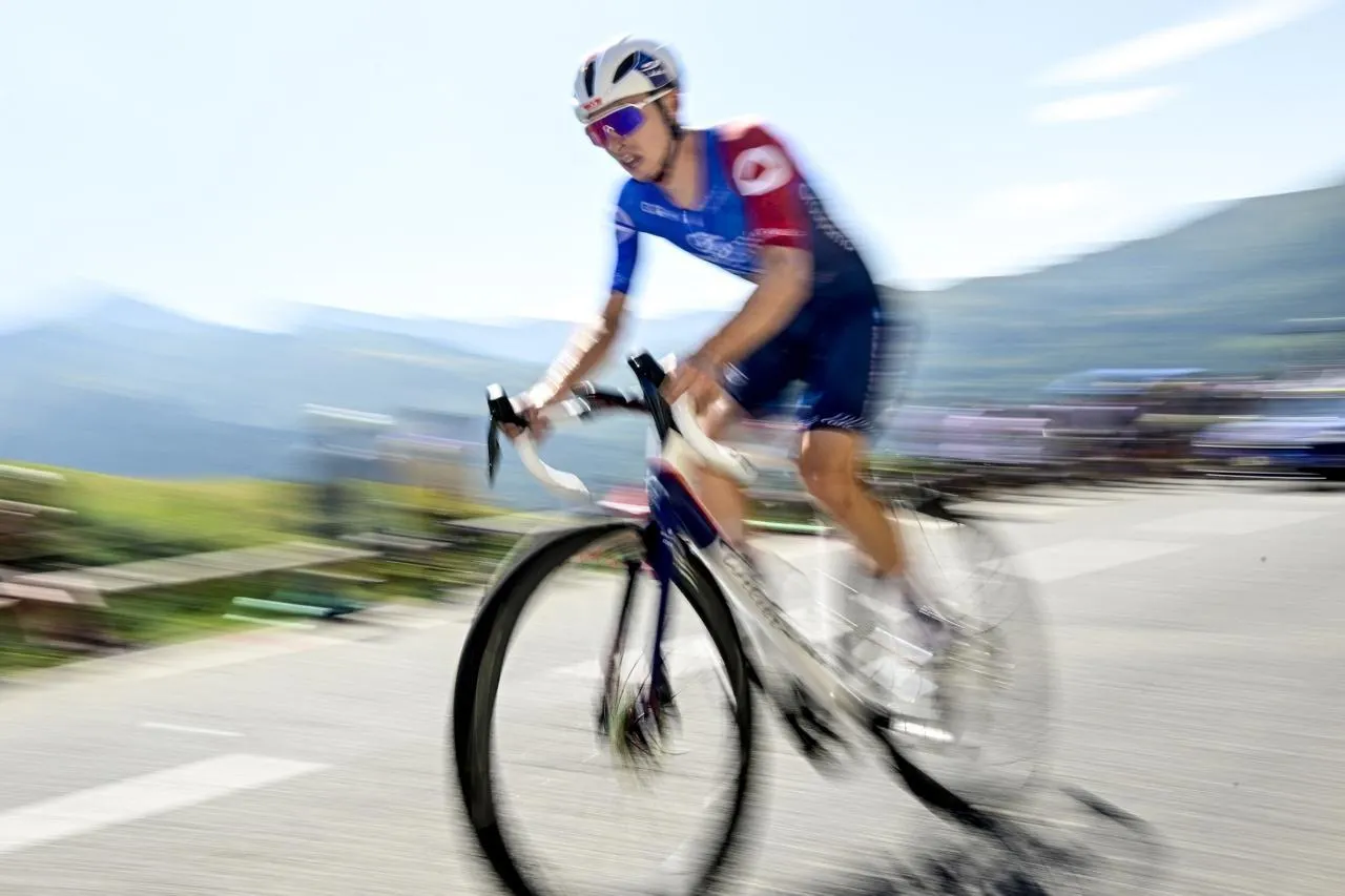 Tour du Luxembourg. Romain Grégoire remporte la 5e étape devant Ben ...