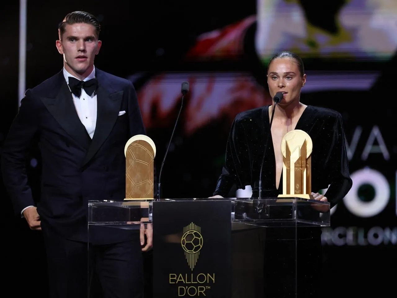 Ballon d’or 2025. Viktor Gyökeres et Ewa Pajor remportent le trophée ...
