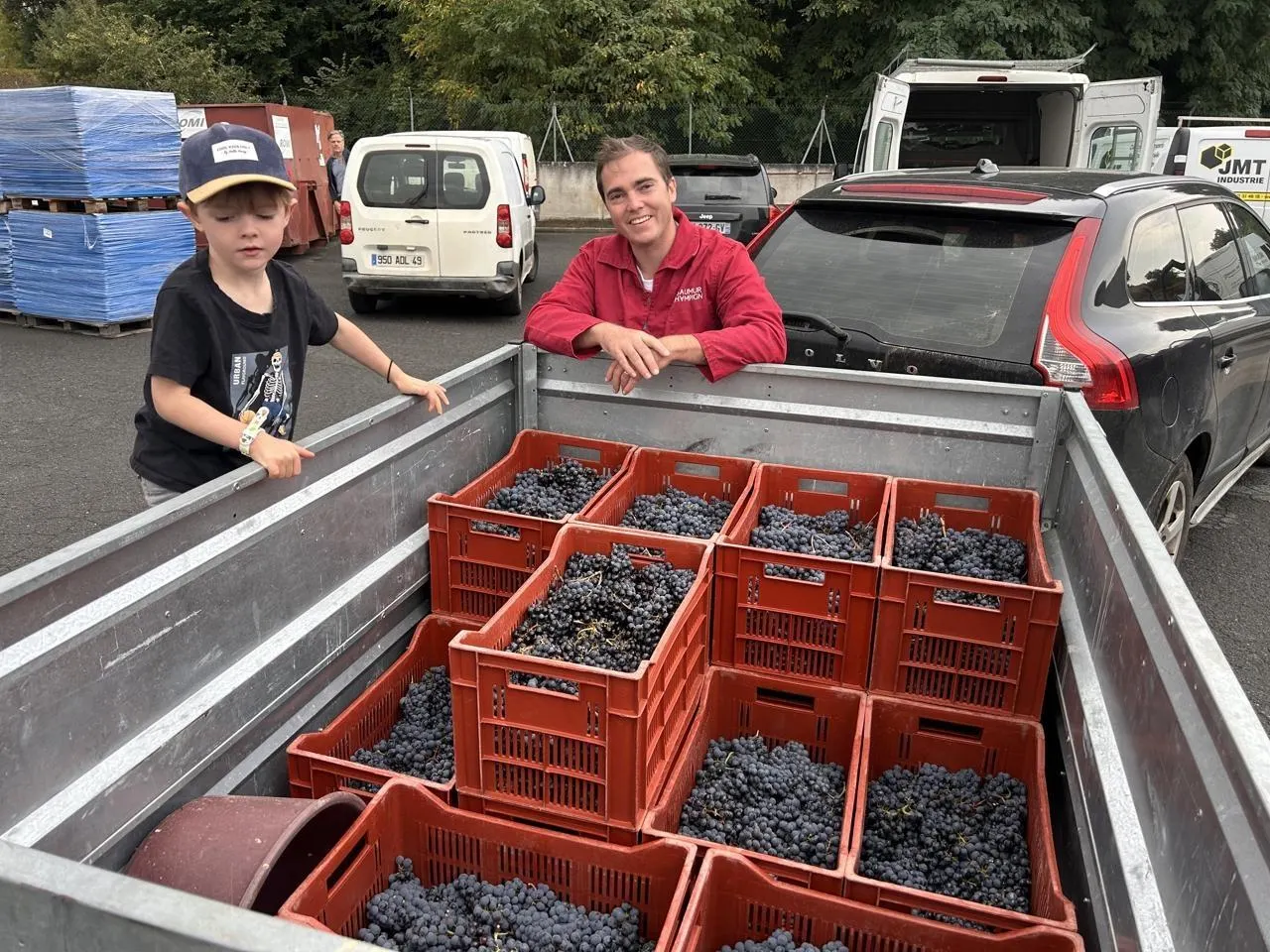 « C’est grandiose, on va faire de belles choses » : la vendange 2025 ...