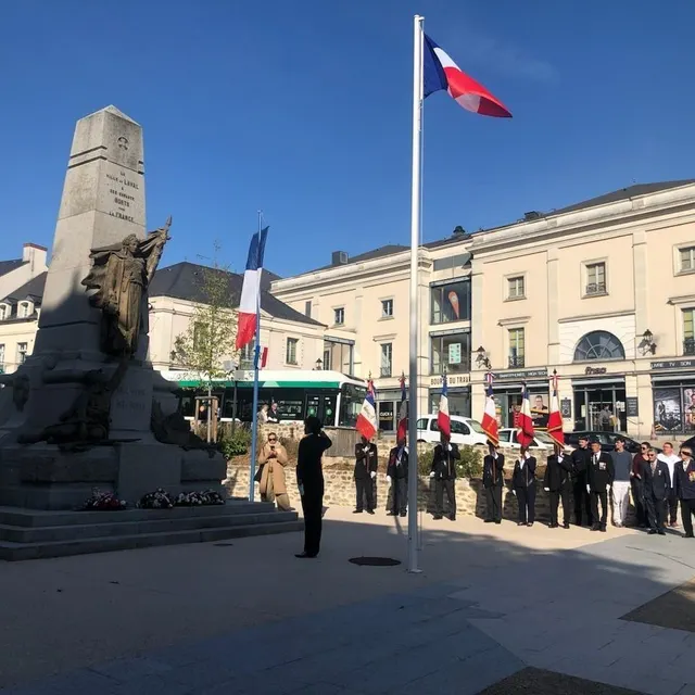 « Ils ont connu l’exil sans espoir de retour » : Laval a rendu un hommage aux harkis - Laval ...
