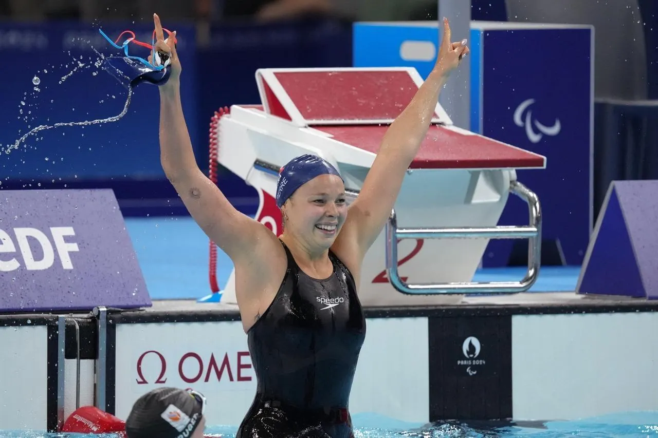 Para-natation. Un an après l’or paralympique, Emeline Pierre médaillée ...