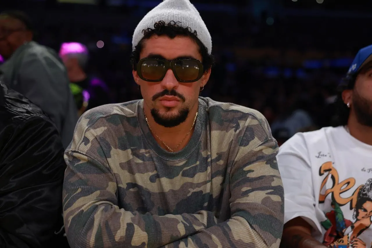 Super Bowl 2026. L’artiste portoricain Bad Bunny assurera le show de la ...