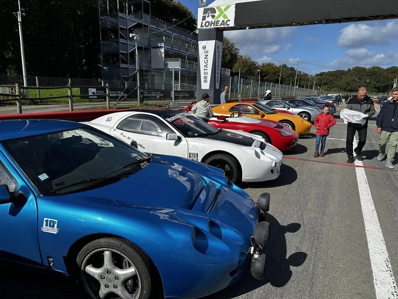 Hommell, la marque aux épis de blé, a produit des voitures made in ...