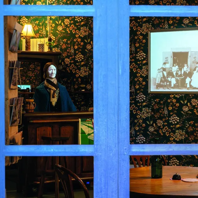 Ce musée morbihannais propose une immersion dans nos cartes postales d ...