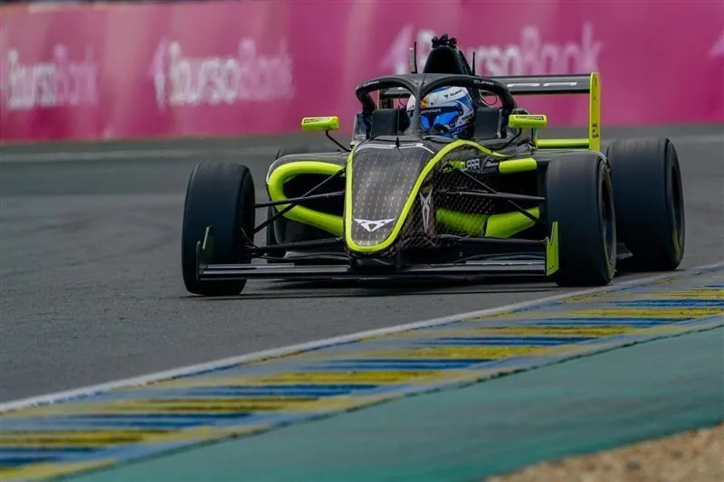 GP Explorer 3: Karchez largement vainqueur devant Kaatsup et Maxime ...