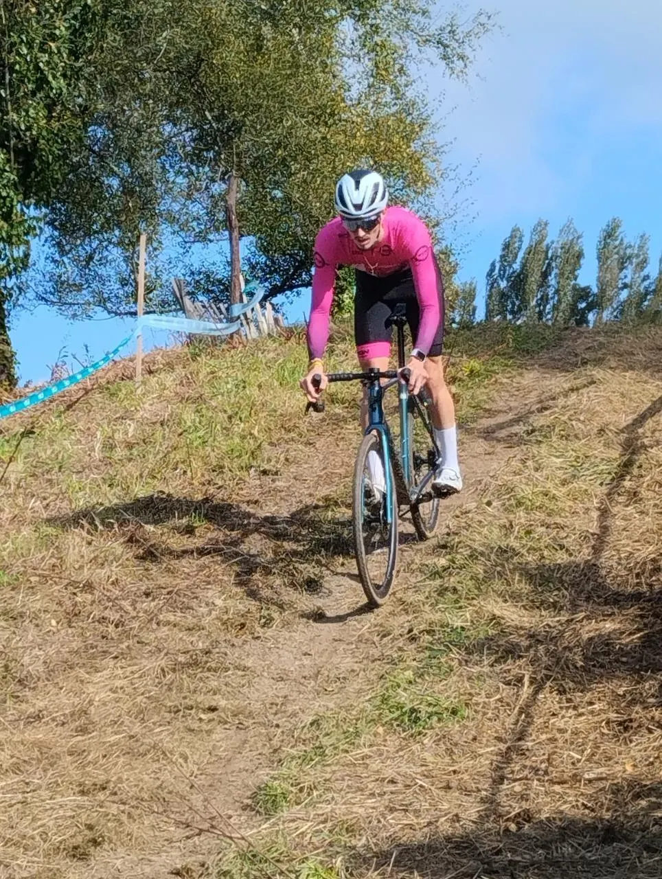 Cyclisme. Hugo Le Goff : « Me recentrer sur la route et le cyclo-cross ...