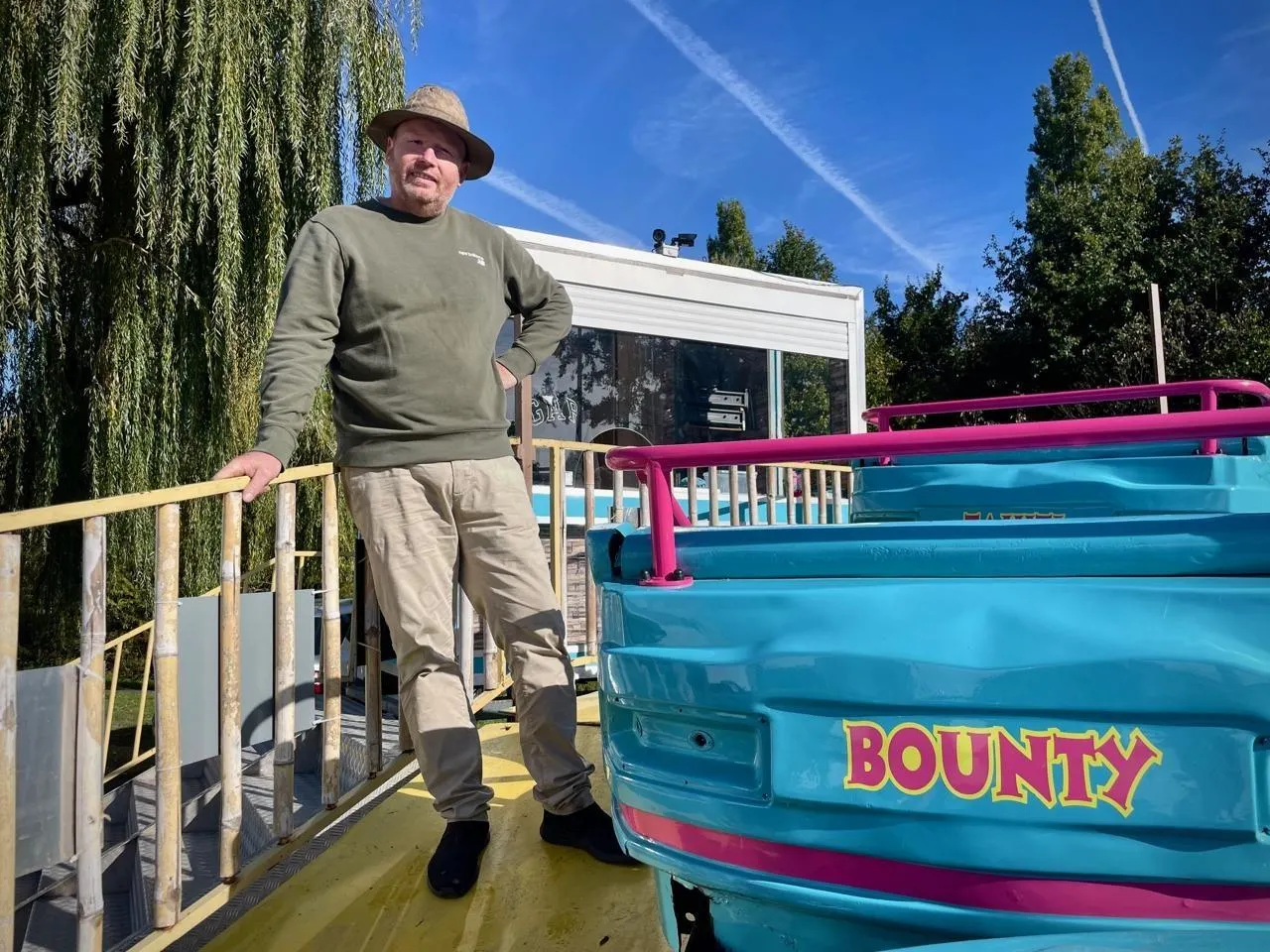 « Des marchands de sourires » : les manèges s’installent à Cholet ...