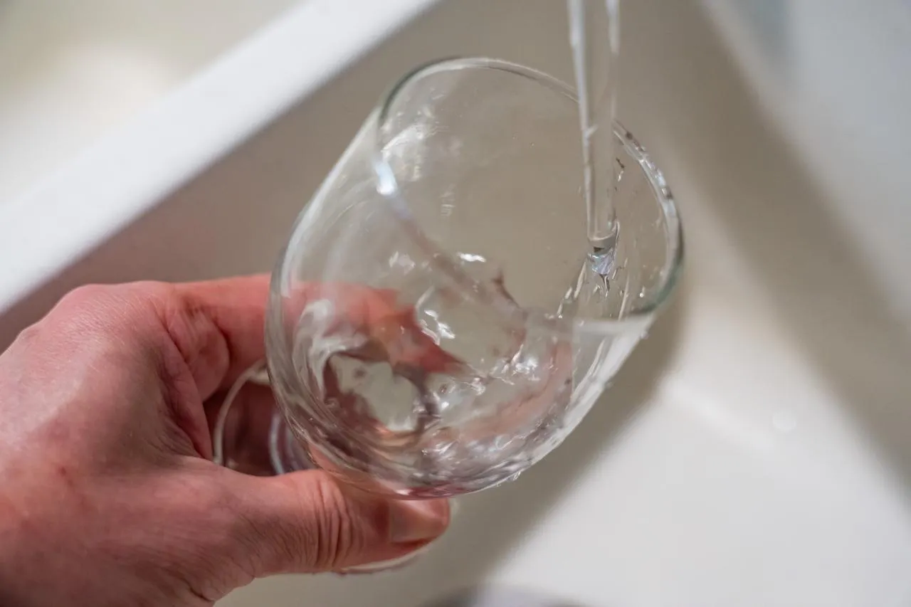 Pollution aux polluants éternels : la consommation de l’eau interdite dans cette commune des ...