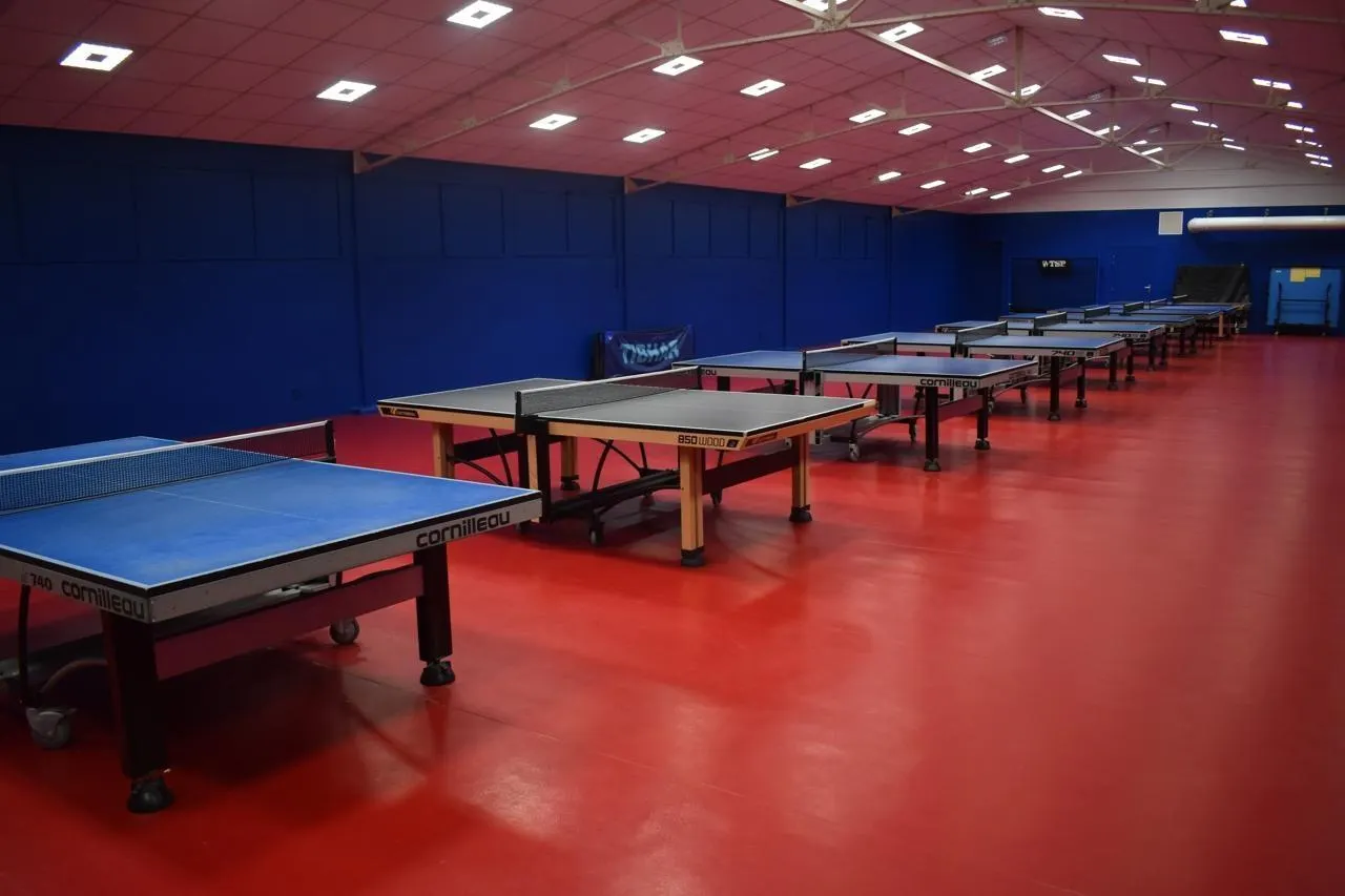 Nonton bokep indo twitter beau sourire , beau corps un très