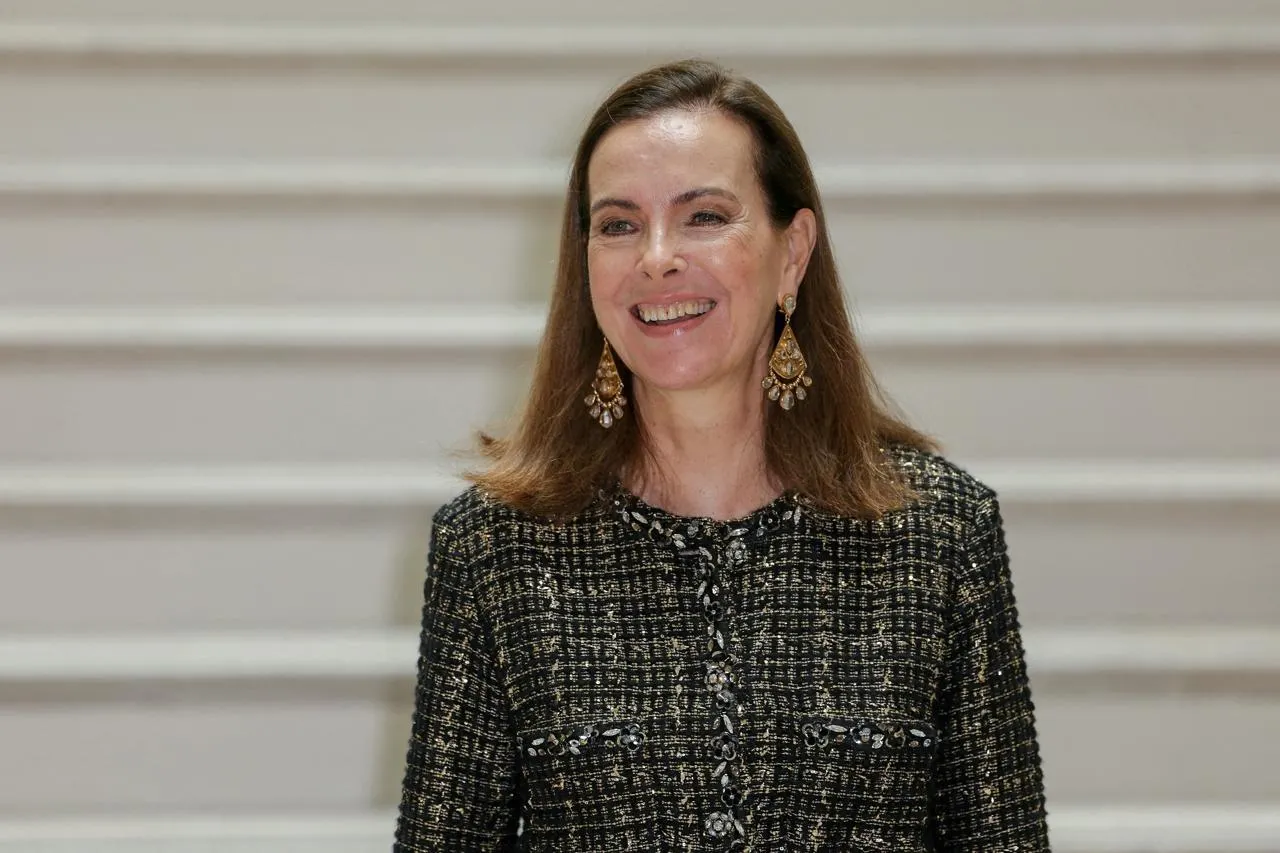 « On a cru à une mise en scène » : Carole Bouquet victime d’un malaise ...