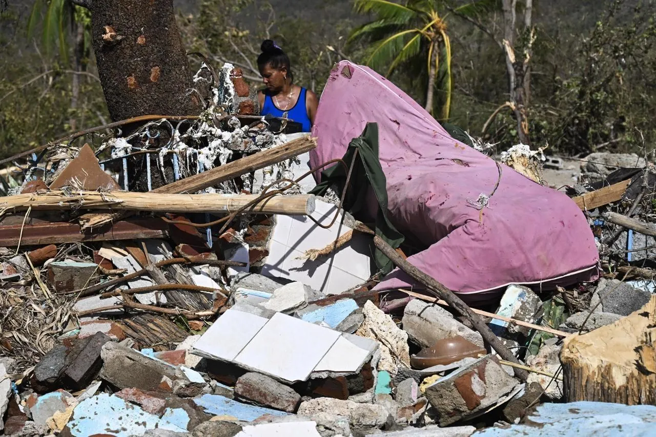 L’ouragan Melissa atteint les Bermudes, au moins 30 morts en Haïti et ...