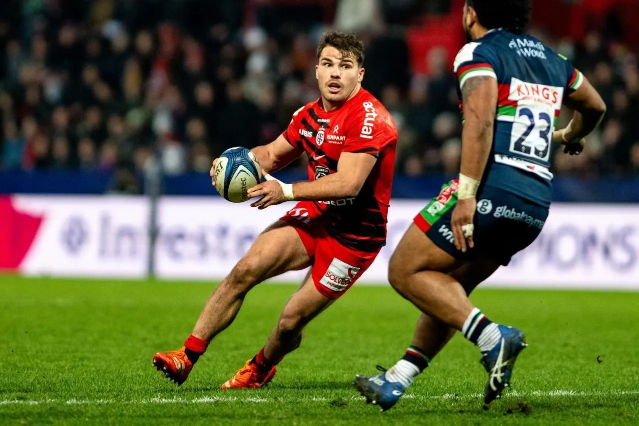 « Mon rêve d’adulte de poursuivre l’aventure » : Antoine Dupont ...