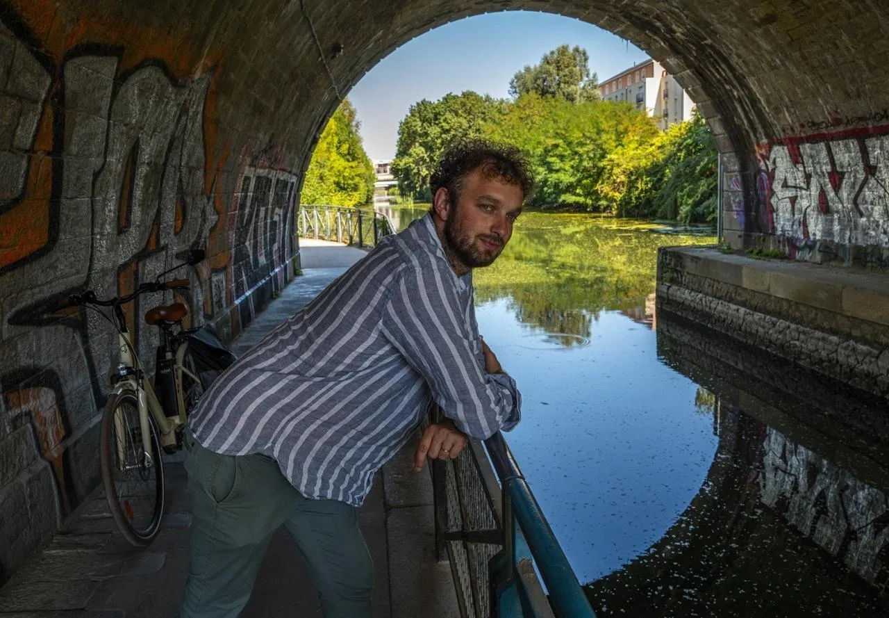 « Tentons de voir ce qui nous lie » : l’atlas du géographe Damien Deville entre poésie et - Le ...