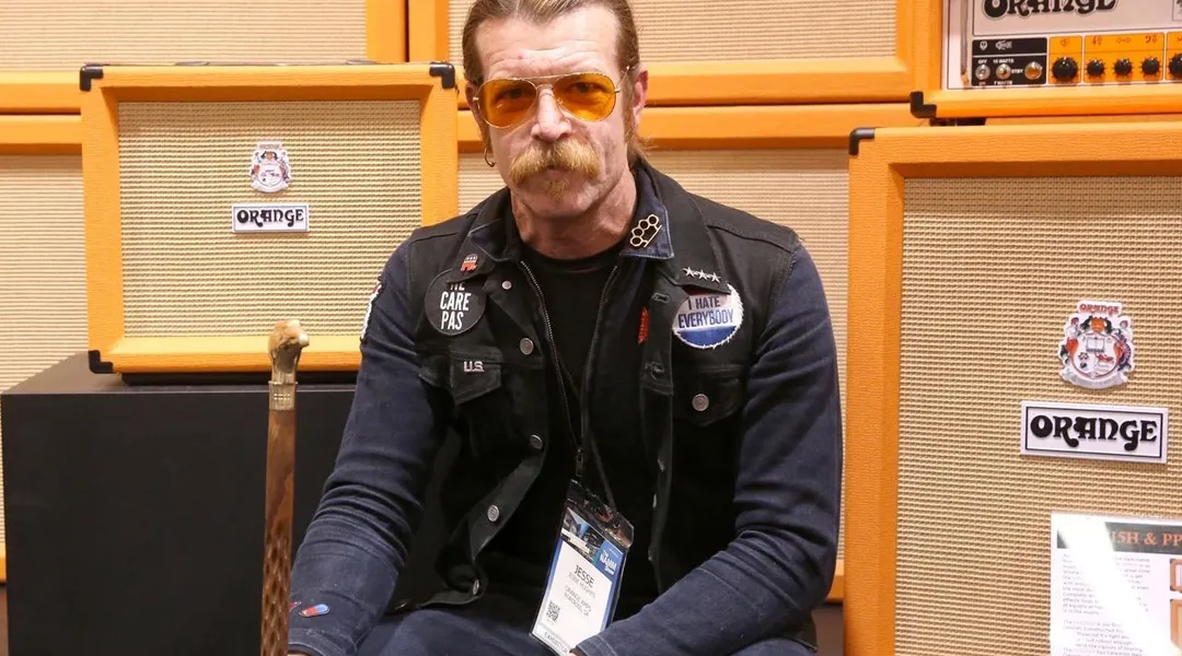 Qu’est devenu Eagles of death metal, le groupe qui jouait au Bataclan ...