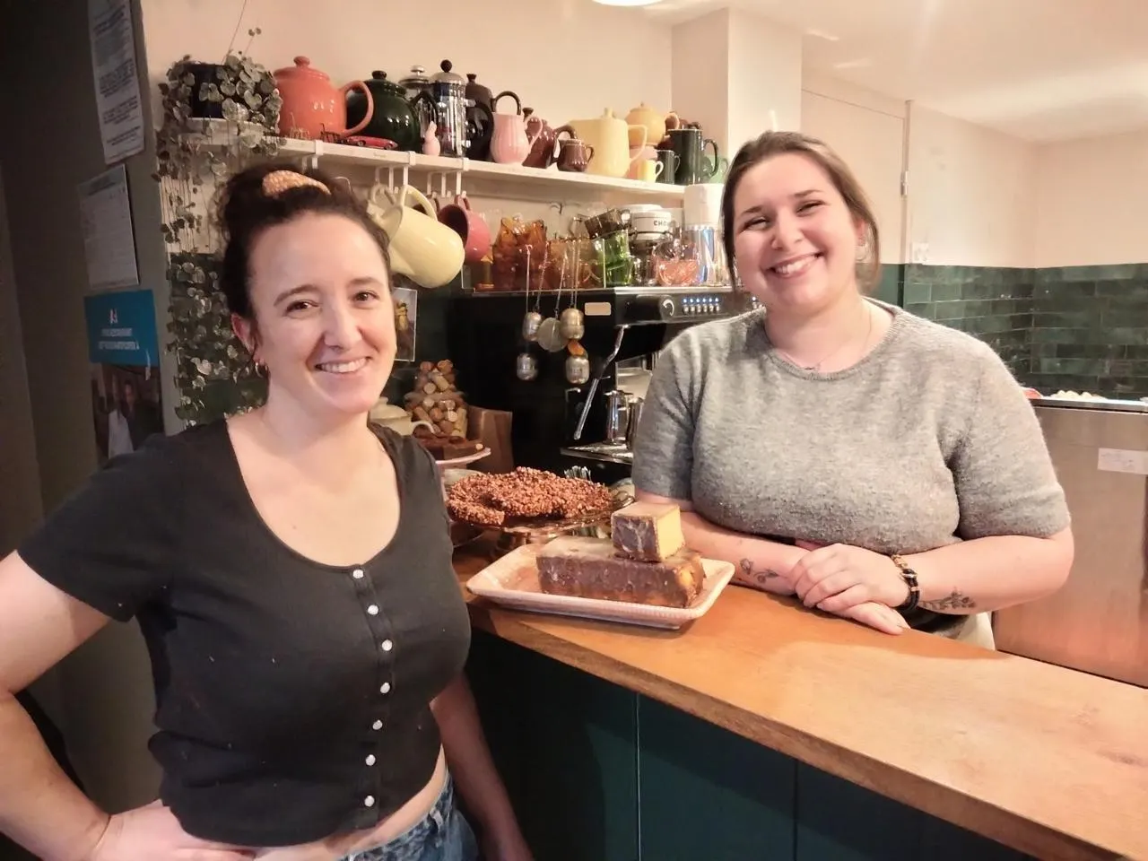 «Briser le stéréotype des chefs hommes» : tenu par deux soeurs, ce ...